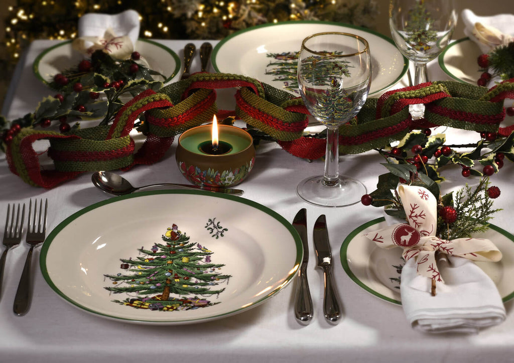 How to create a beautiful Christmas table setting – SinclairsCollectables